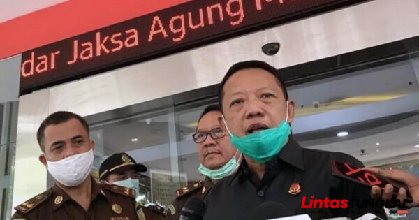 7 Fakta Jampidsus Febrie Adriansyah Diduga Dikuntit Densus 88, Hingga ...